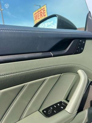 Zaļš Porsche 911 2026 Marijampole, ar dzinēja tilpumu 3.59 L un nobraukumu 0 tūkst. km par 290000 €, foto 14 vietnē AUTOMOTO.COM.LV