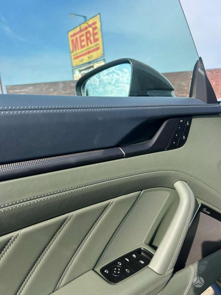 Zaļš Porsche 911 2026 Marijampole, ar dzinēja tilpumu 3.59 L un nobraukumu 0 tūkst. km par 290000 €, foto 19 vietnē AUTOMOTO.COM.LV