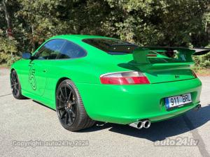Zaļš Porsche 911 2003 Tallina, ar dzinēja tilpumu 3.60 L un nobraukumu 133 tūkst. km par 49900 €, foto 5 vietnē AUTOMOTO.COM.LV