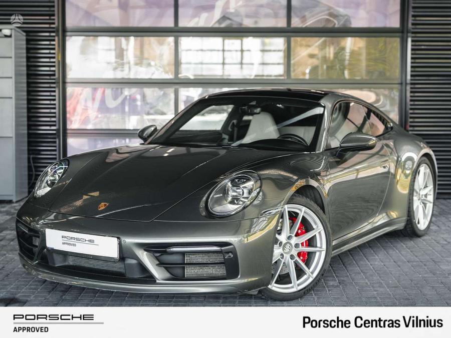 Green Porsche 911 2019 in Vilnius, with an engine capacity of 2.98 L and mileage of 114 thousand km for 115911 €, photo 1 on AUTOMOTO.COM.LV
