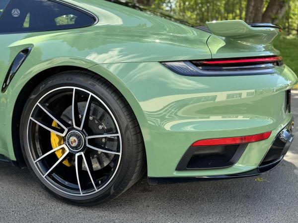 Зеленый Порше 911 2021 в Вильнюс, объемом двигателя 3.75 л и пробегом 62 тыс. км за 169900 €, фото 6 на AUTOMOTO.COM.LV