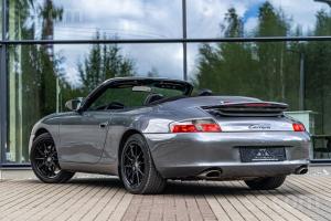 Grey Porsche 911 2002 in Riga, with an engine capacity of 3.60 L and mileage of 83 thousand km for 27500 €, photo 5 on AUTOMOTO.COM.LV