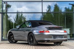 Grey Porsche 911 2002 in Riga, with an engine capacity of 3.60 L and mileage of 83 thousand km for 27500 €, photo 9 on AUTOMOTO.COM.LV