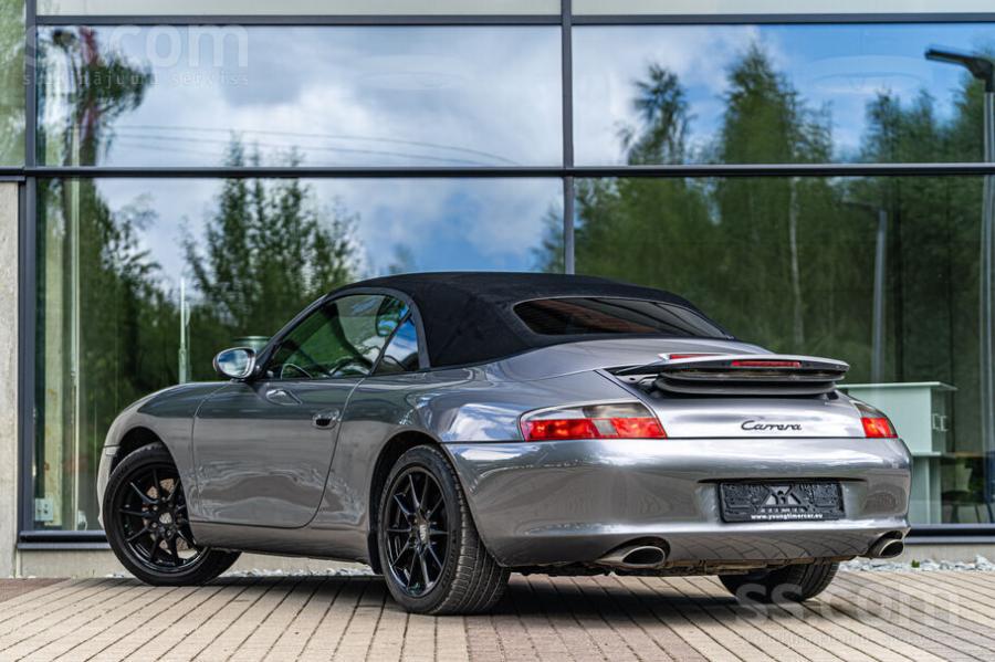 Grey Porsche 911 2002 in Riga, with an engine capacity of 3.60 L and mileage of 83 thousand km for 27500 €, photo 9 on AUTOMOTO.COM.LV