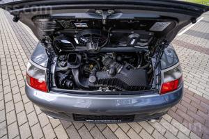 Grey Porsche 911 2002 in Riga, with an engine capacity of 3.60 L and mileage of 83 thousand km for 27500 €, photo 16 on AUTOMOTO.COM.LV
