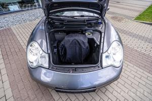 Grey Porsche 911 2002 in Riga, with an engine capacity of 3.60 L and mileage of 83 thousand km for 27500 €, photo 17 on AUTOMOTO.COM.LV