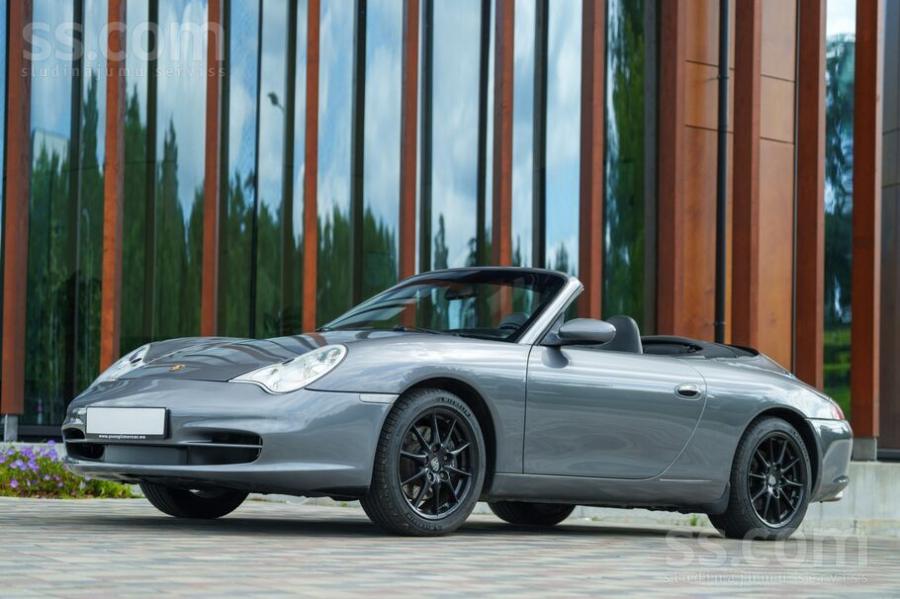 Серый Порше 911 2002 в Рига, объемом двигателя 3.60 л и пробегом 83 тыс. км за 25500 €, фото 1 на AUTOMOTO.COM.LV