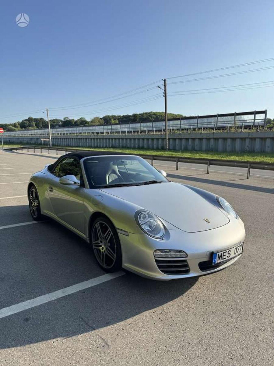 Grey Porsche 911 2009 in Kaunas, with an engine capacity of 3.82 L and mileage of 29 thousand km for 48200 €, photo 3 on AUTOMOTO.COM.LV