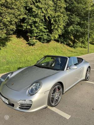 Grey Porsche 911 2009 in Kaunas, with an engine capacity of 3.82 L and mileage of 29 thousand km for 48200 €, photo 5 on AUTOMOTO.COM.LV