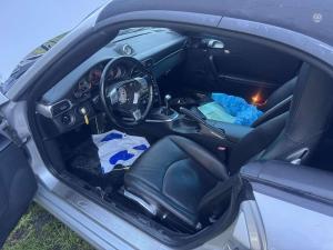 Pelēks Porsche 911 2009 Alīta, ar dzinēja tilpumu 3.80 L un nobraukumu 44 tūkst. km par 25000 €, foto 3 vietnē AUTOMOTO.COM.LV