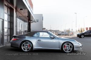 Серый Порше 911 2011 в Таллин, объемом двигателя 3.80 л и пробегом 113 тыс. км за 68900 €, фото 5 на AUTOMOTO.COM.LV