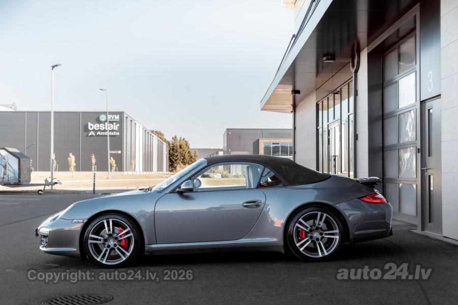 Серый Порше 911 2011 в Таллин, объемом двигателя 3.80 л и пробегом 113 тыс. км за 68900 €, фото 6 на AUTOMOTO.COM.LV