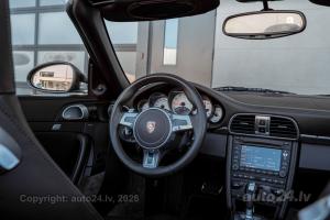 Серый Порше 911 2011 в Таллин, объемом двигателя 3.80 л и пробегом 113 тыс. км за 68900 €, фото 11 на AUTOMOTO.COM.LV