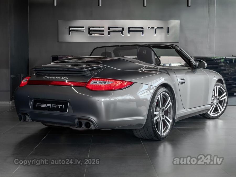 Серый Порше 911 2011 в Таллин, объемом двигателя 3.80 л и пробегом 115 тыс. км за 69900 €, фото 3 на AUTOMOTO.COM.LV