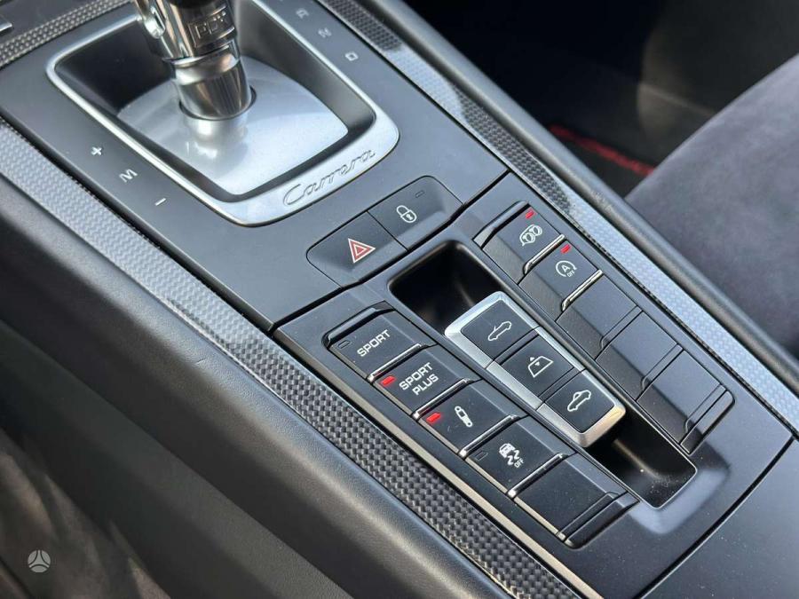 Grey Porsche 911 2012 in Kaunas, with an engine capacity of 3.80 L and mileage of 24 thousand km for 65900 €, photo 12 on AUTOMOTO.COM.LV