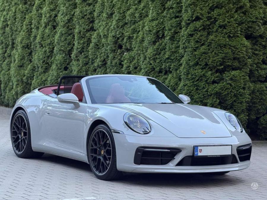 Pelēks Porsche 911 2021 Viļņa, ar dzinēja tilpumu 3.00 L un nobraukumu 28 tūkst. km par 112000 €, foto 3 vietnē AUTOMOTO.COM.LV