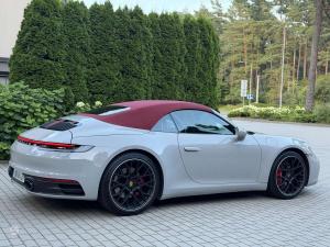 Pelēks Porsche 911 2021 Viļņa, ar dzinēja tilpumu 3.00 L un nobraukumu 28 tūkst. km par 112000 €, foto 8 vietnē AUTOMOTO.COM.LV