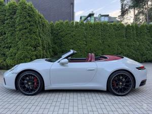 Pelēks Porsche 911 2021 Viļņa, ar dzinēja tilpumu 3.00 L un nobraukumu 28 tūkst. km par 112000 €, foto 12 vietnē AUTOMOTO.COM.LV