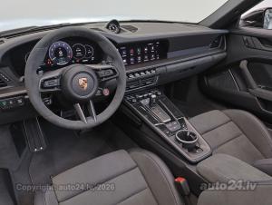 Grey Porsche 911 2025 in Tallinn, with an engine capacity of 3.60 L and mileage of 30 thousand km for 189900 €, photo 15 on AUTOMOTO.COM.LV