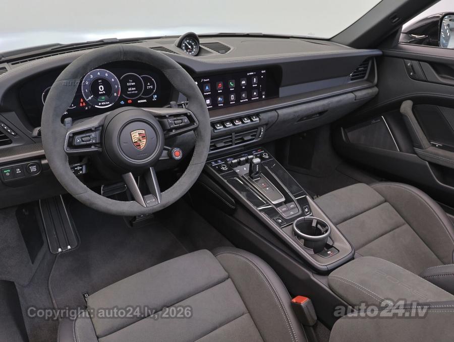 Grey Porsche 911 2025 in Tallinn, with an engine capacity of 3.60 L and mileage of 30 thousand km for 189900 €, photo 15 on AUTOMOTO.COM.LV