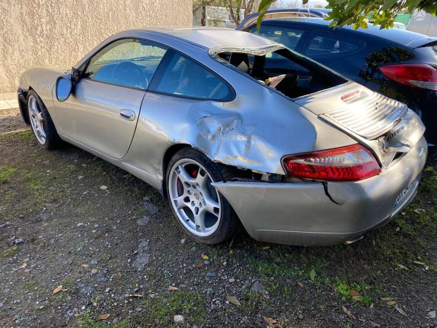 Grey Porsche 911 1997 in Taurage, with an engine capacity of 3.39 L and mileage of 130 thousand km for 8500 €, photo 3 on AUTOMOTO.COM.LV