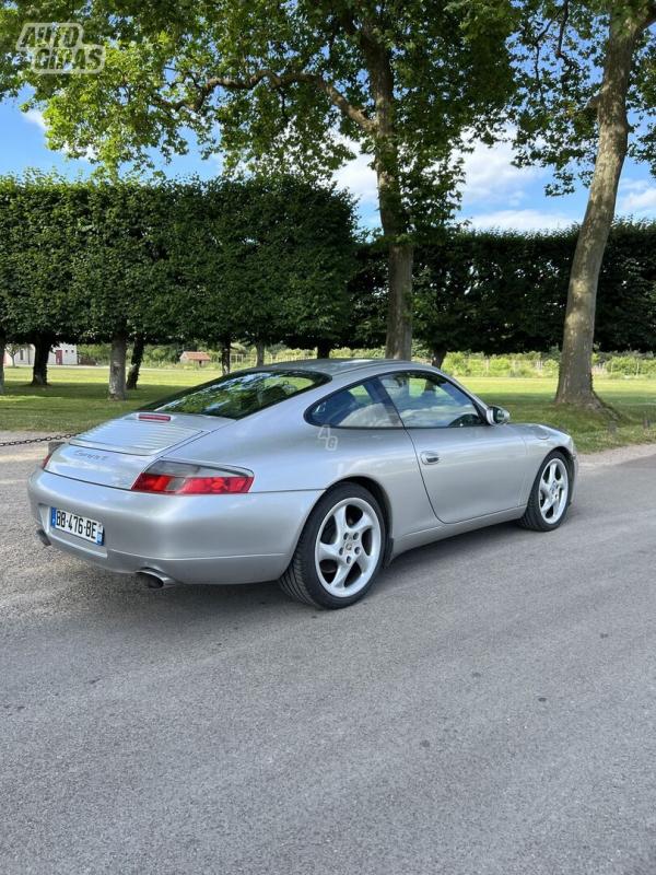 Pelēks Porsche 911 2001 Viļņa, ar dzinēja tilpumu 3.60 L un nobraukumu 250 tūkst. km par 27000 €, foto 2 vietnē AUTOMOTO.COM.LV