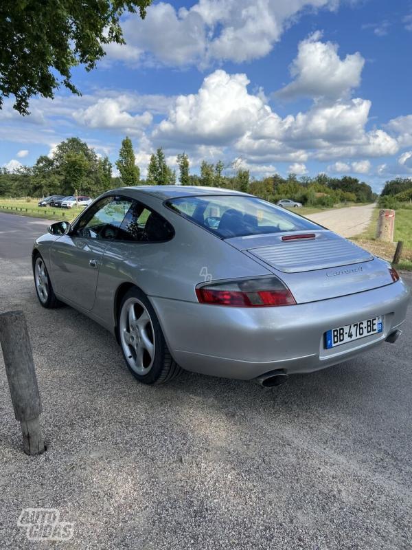 Pelēks Porsche 911 2001 Viļņa, ar dzinēja tilpumu 3.60 L un nobraukumu 250 tūkst. km par 27000 €, foto 4 vietnē AUTOMOTO.COM.LV