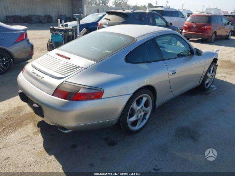 Pelēks Porsche 911 2001 Klaipėda, ar dzinēja tilpumu 3.39 L un nobraukumu 201 tūkst. km par 11000 €, foto 5 vietnē AUTOMOTO.COM.LV