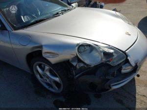 Pelēks Porsche 911 2001 Klaipėda, ar dzinēja tilpumu 3.39 L un nobraukumu 201 tūkst. km par 11000 €, foto 7 vietnē AUTOMOTO.COM.LV