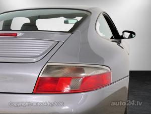 Pelēks Porsche 911 2003 Tallina, ar dzinēja tilpumu 3.60 L un nobraukumu 121 tūkst. km par 39000 €, foto 10 vietnē AUTOMOTO.COM.LV