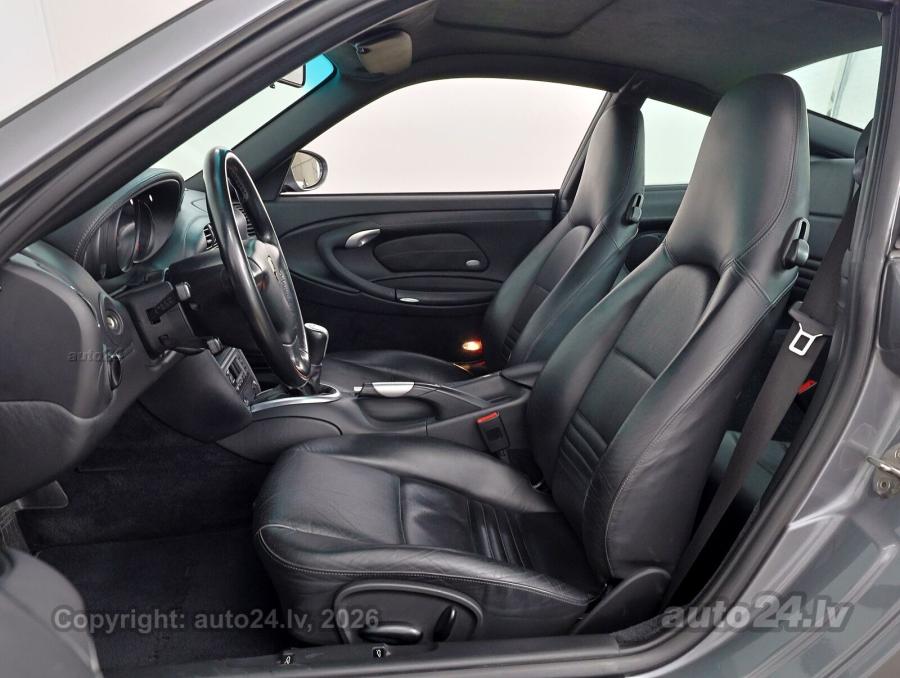 Pelēks Porsche 911 2003 Tallina, ar dzinēja tilpumu 3.60 L un nobraukumu 121 tūkst. km par 39000 €, foto 11 vietnē AUTOMOTO.COM.LV