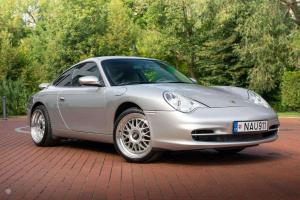 Pelēks Porsche 911 2003 Viļņa, ar dzinēja tilpumu 3.60 L un nobraukumu 45 tūkst. km par 32999 €, foto  vietnē AUTOMOTO.COM.LV
