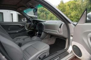 Pelēks Porsche 911 2003 Viļņa, ar dzinēja tilpumu 3.60 L un nobraukumu 45 tūkst. km par 32999 €, foto 18 vietnē AUTOMOTO.COM.LV