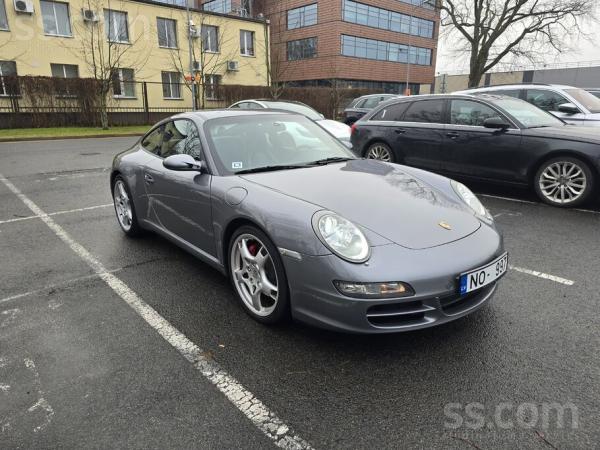 Grey Porsche 911 2005 in Riga, with an engine capacity of 3.80 L and mileage of 153 thousand km for 44900 €, photo 3 on AUTOMOTO.COM.LV