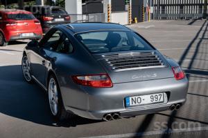 Pelēks Porsche 911 2005 Rīga, ar dzinēja tilpumu 3.80 L un nobraukumu 154 tūkst. km par 44997 €, foto 5 vietnē AUTOMOTO.COM.LV