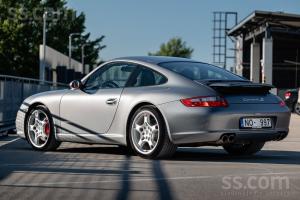 Pelēks Porsche 911 2005 Rīga, ar dzinēja tilpumu 3.80 L un nobraukumu 154 tūkst. km par 44997 €, foto 10 vietnē AUTOMOTO.COM.LV
