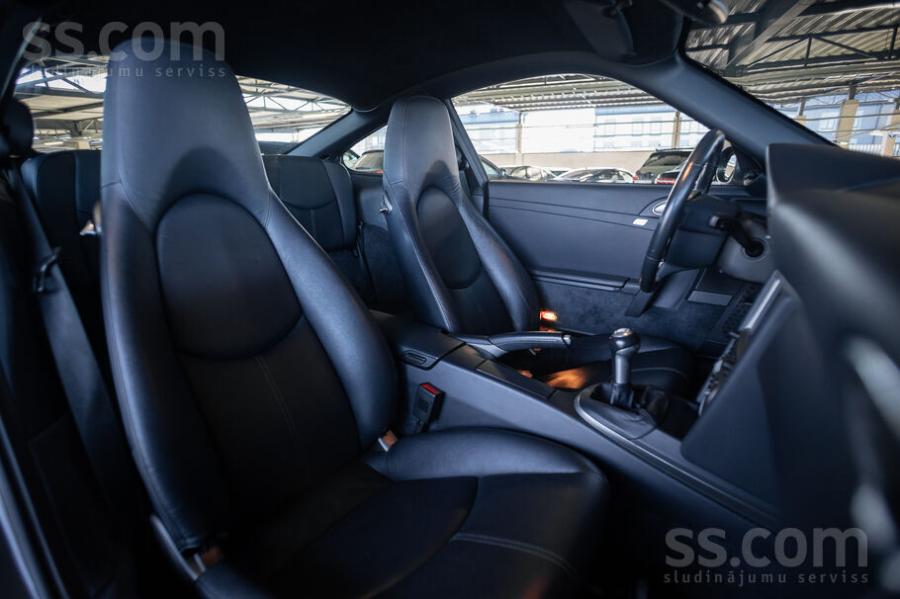 Pelēks Porsche 911 2005 Rīga, ar dzinēja tilpumu 3.80 L un nobraukumu 154 tūkst. km par 44997 €, foto 17 vietnē AUTOMOTO.COM.LV