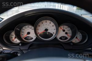 Pelēks Porsche 911 2005 Rīga, ar dzinēja tilpumu 3.80 L un nobraukumu 154 tūkst. km par 44997 €, foto 21 vietnē AUTOMOTO.COM.LV