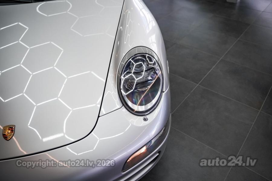 Grey Porsche 911 2006 in Tallinn, with an engine capacity of 3.80 L and mileage of 93 thousand km for 52900 €, photo 4 on AUTOMOTO.COM.LV
