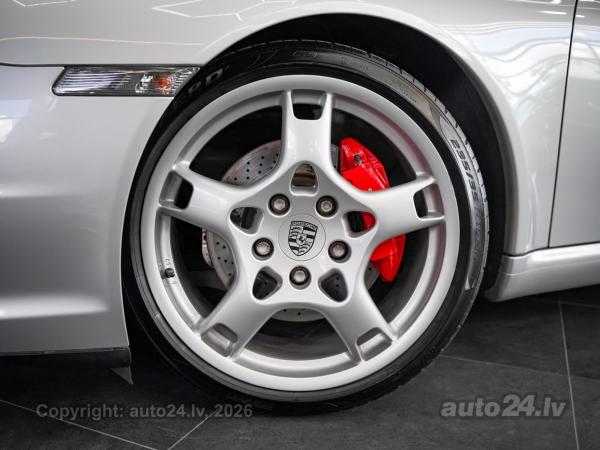 Grey Porsche 911 2006 in Tallinn, with an engine capacity of 3.80 L and mileage of 93 thousand km for 52900 €, photo 5 on AUTOMOTO.COM.LV