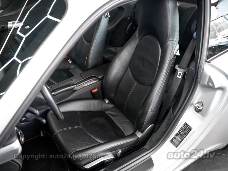 Grey Porsche 911 2006 in Tallinn, with an engine capacity of 3.80 L and mileage of 93 thousand km for 52900 €, photo 8 on AUTOMOTO.COM.LV