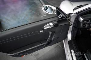 Grey Porsche 911 2006 in Tallinn, with an engine capacity of 3.80 L and mileage of 93 thousand km for 52900 €, photo 9 on AUTOMOTO.COM.LV