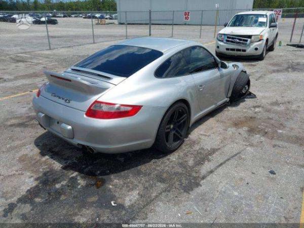 Grey Porsche 911 2007 in Klaipeda, with an engine capacity of 3.80 L and mileage of 120 thousand km for 32000 €, photo 4 on AUTOMOTO.COM.LV