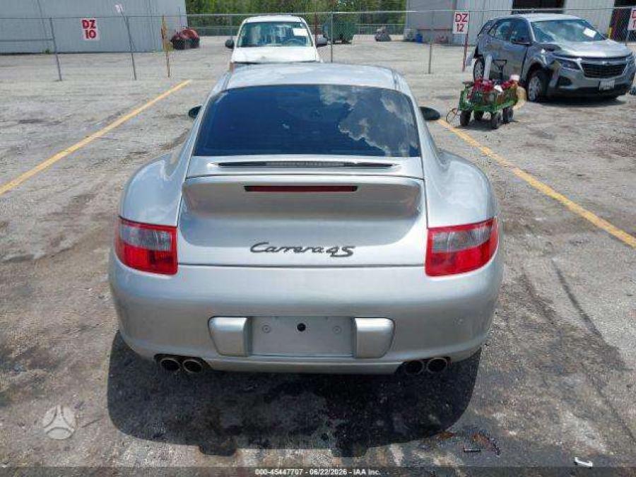 Grey Porsche 911 2007 in Klaipeda, with an engine capacity of 3.80 L and mileage of 120 thousand km for 32000 €, photo 17 on AUTOMOTO.COM.LV