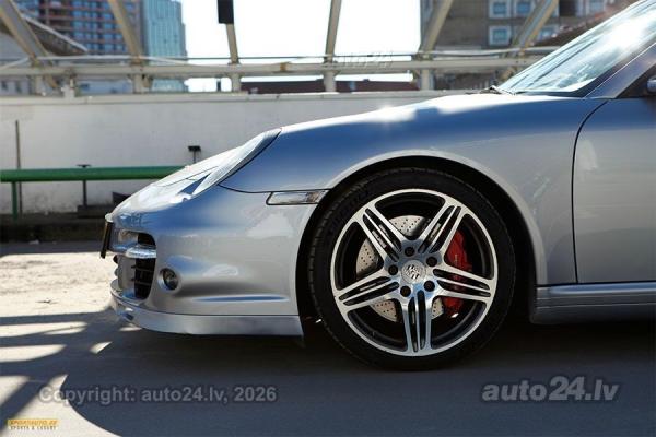 Grey Porsche 911 2008 in Tallinn, with an engine capacity of 3.60 L and mileage of 152 thousand km for 62900 €, photo 3 on AUTOMOTO.COM.LV