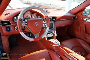 Pelēks Porsche 911 2008 Tallina, ar dzinēja tilpumu 3.60 L un nobraukumu 152 tūkst. km par 62900 €, foto 11 vietnē AUTOMOTO.COM.LV