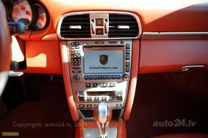 Pelēks Porsche 911 2008 Tallina, ar dzinēja tilpumu 3.60 L un nobraukumu 152 tūkst. km par 62900 €, foto 20 vietnē AUTOMOTO.COM.LV