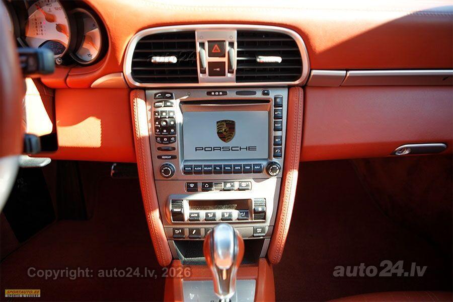 Pelēks Porsche 911 2008 Tallina, ar dzinēja tilpumu 3.60 L un nobraukumu 152 tūkst. km par 62900 €, foto 20 vietnē AUTOMOTO.COM.LV
