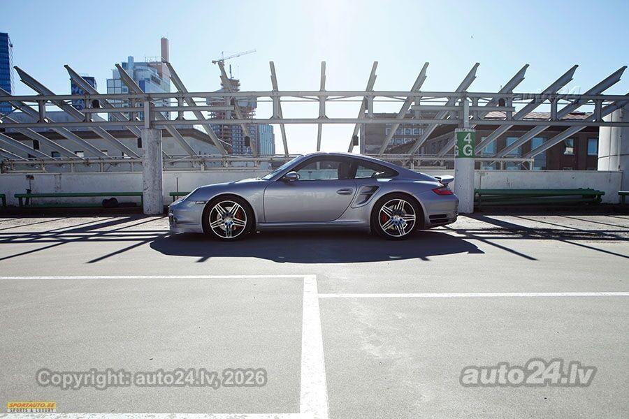 Pelēks Porsche 911 2008 Tallina, ar dzinēja tilpumu 3.60 L un nobraukumu 152 tūkst. km par 62900 €, foto 25 vietnē AUTOMOTO.COM.LV