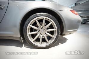 Grey Porsche 911 2009 in Tallinn, with an engine capacity of 3.60 L and mileage of 133 thousand km for 64990 €, photo 27 on AUTOMOTO.COM.LV